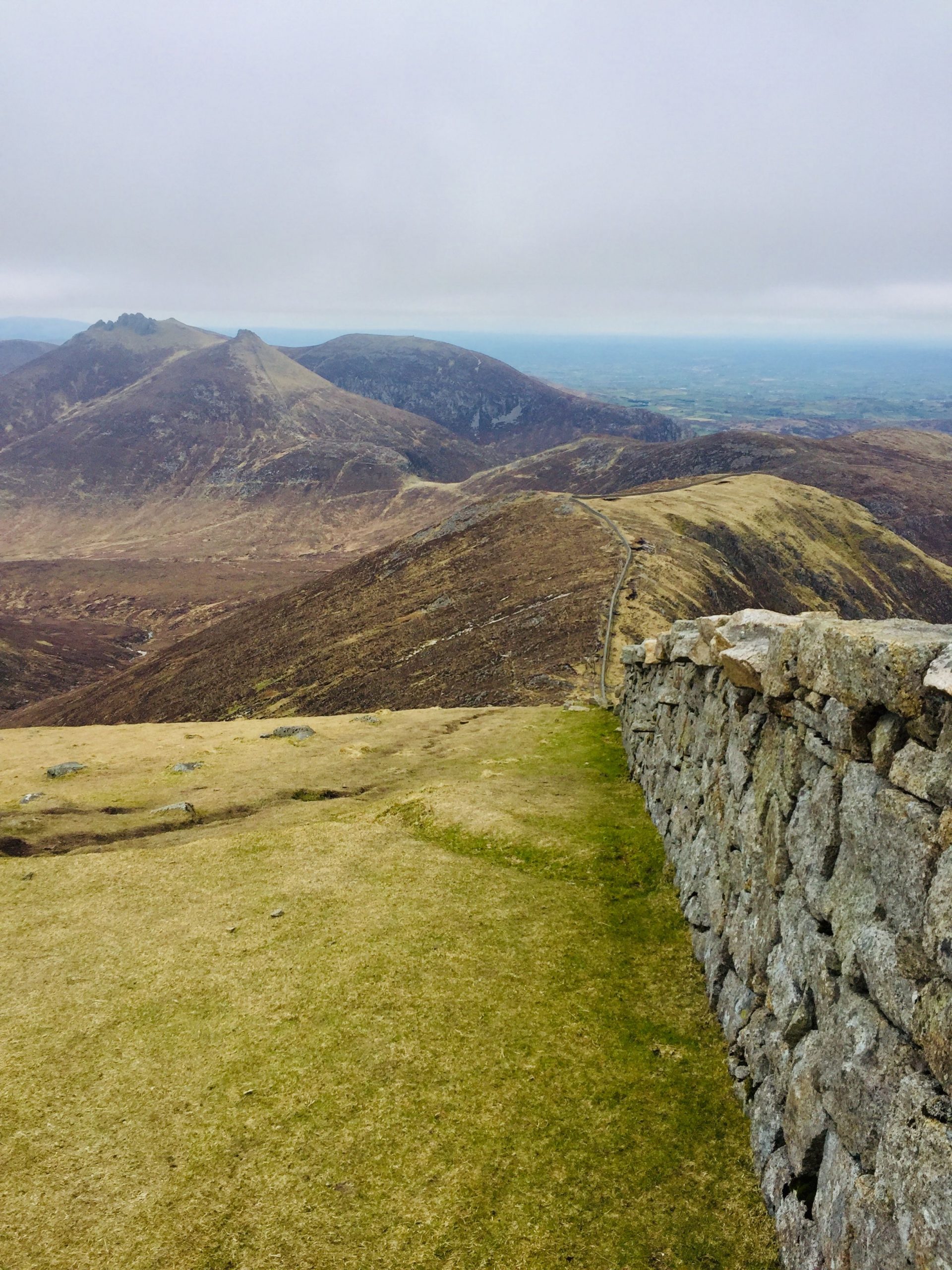 To Commedagh and Beyond: A Brandy Pad Loop - Trek NI
