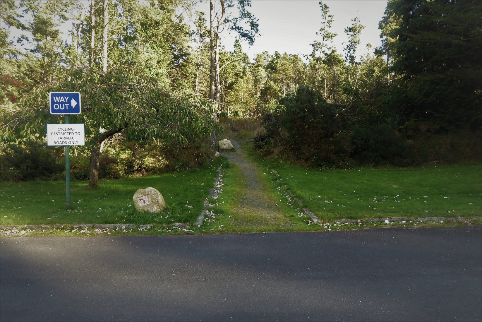 Slieve Binnian via Moolieve and Wee Binnian - Trek NI