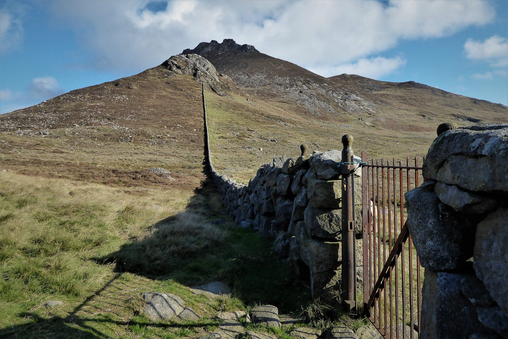 Slieve Binnian via Moolieve and Wee Binnian - Trek NI