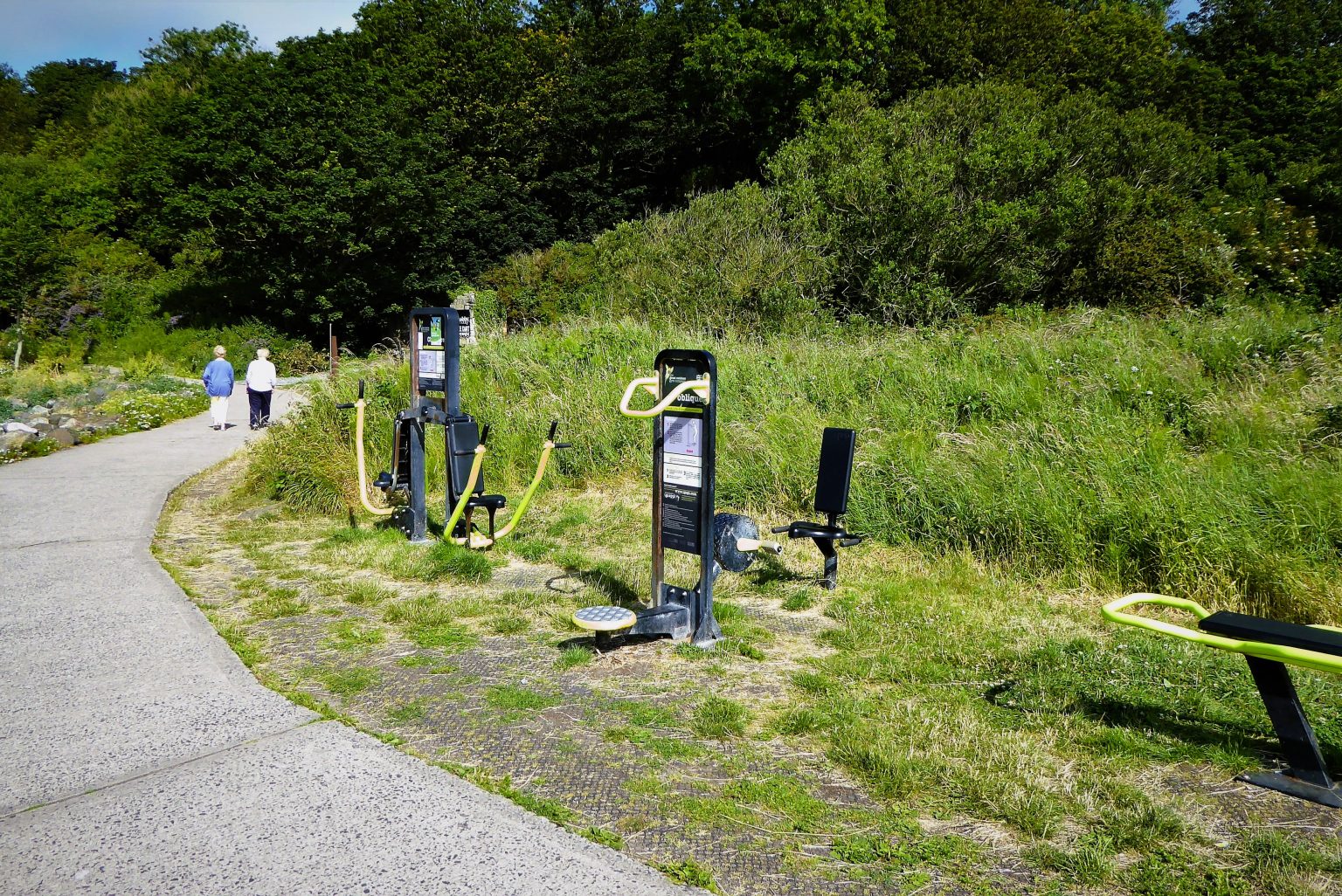 Blackhead Coastal Path - Trek NI